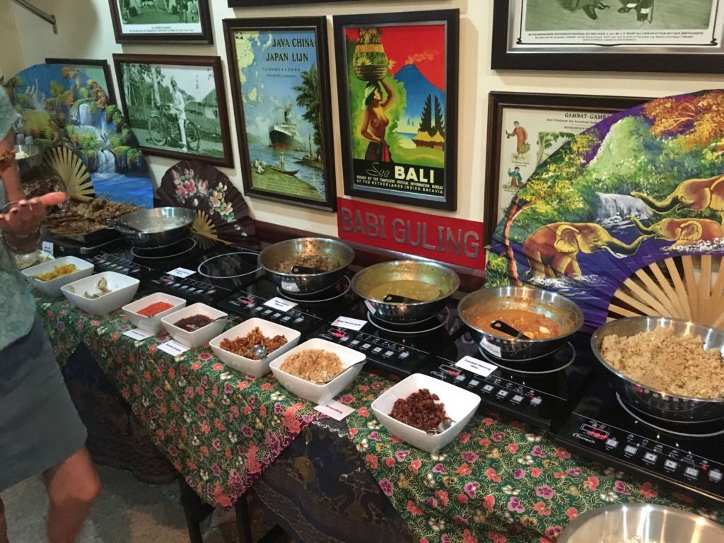 Indonesia BUFFET in your own home (min. 10 pax) – NL-Indonesisch eten